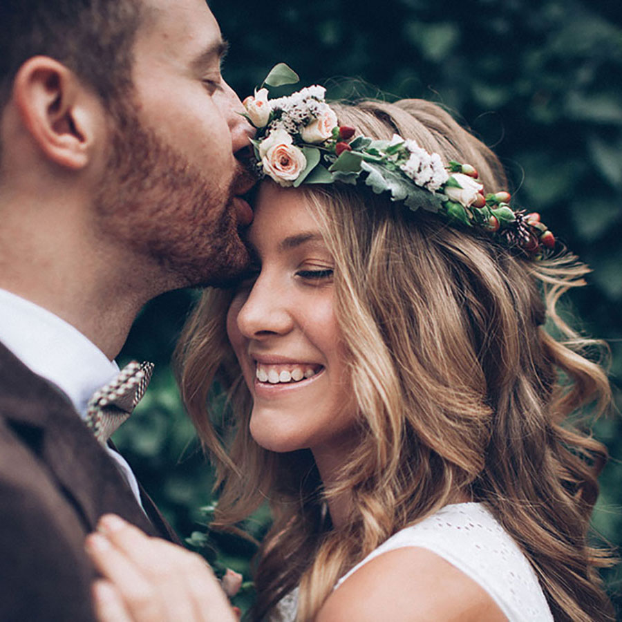 10 Best Colors For Your February Wedding • Outlinist